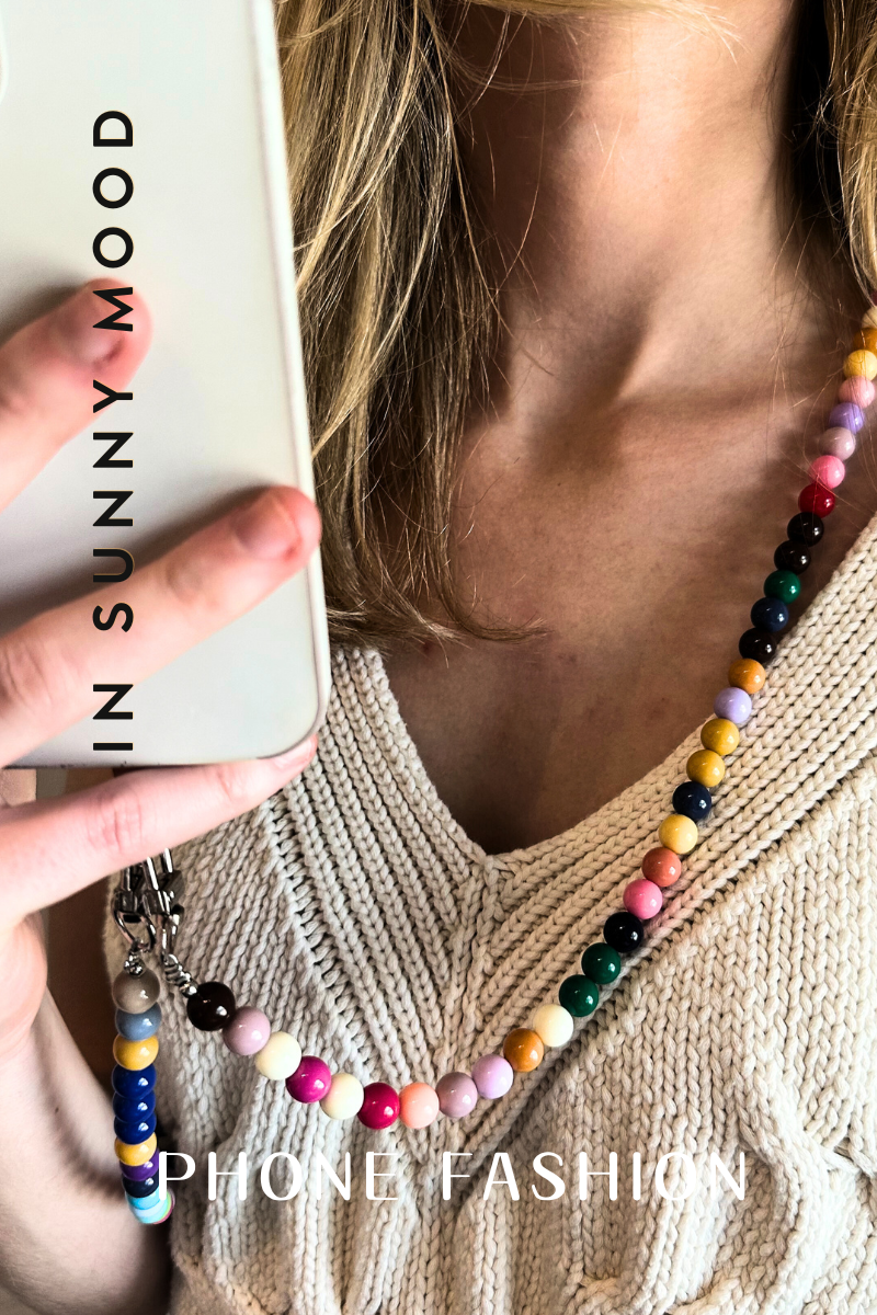 Mobilband från svenska IN SUNNY MOOD - straps och mobil detaljer.